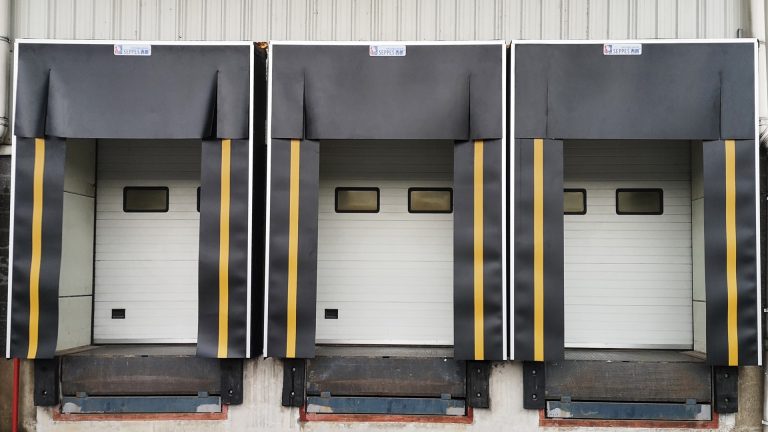 Choosing the Right Loading Dock Leveler for Efficient Warehousing ...