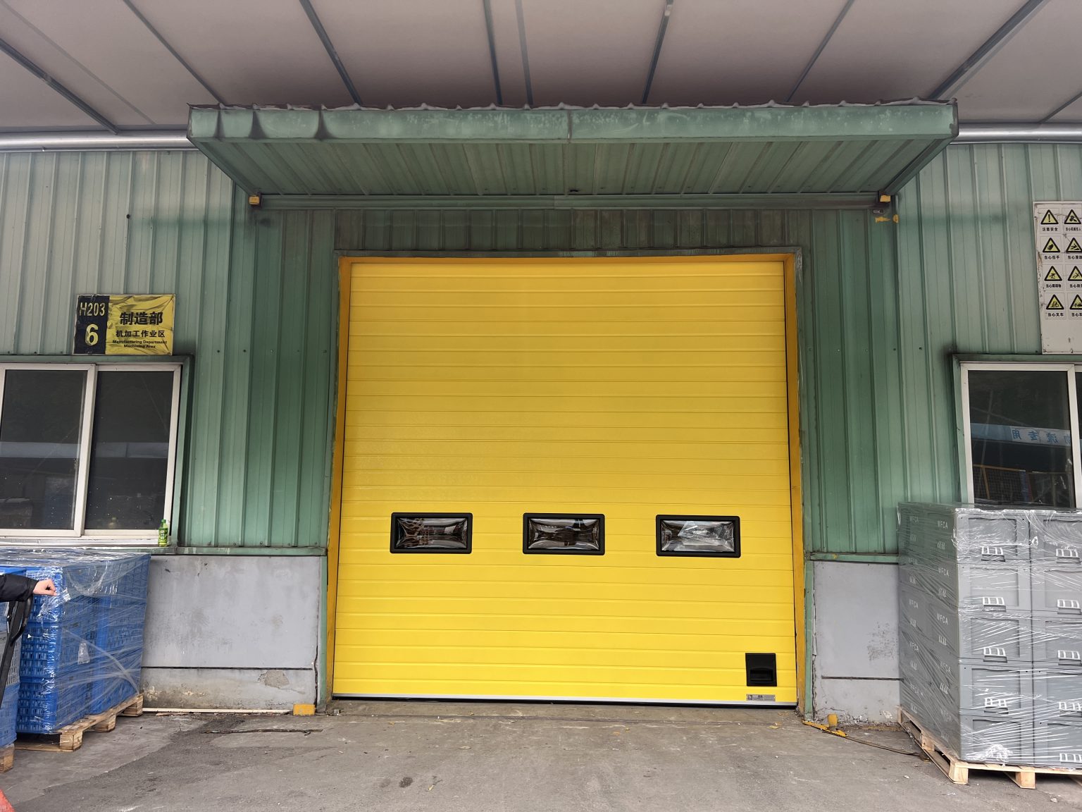 Installing an Industrial Sectional Steel Door: Key Points and ...