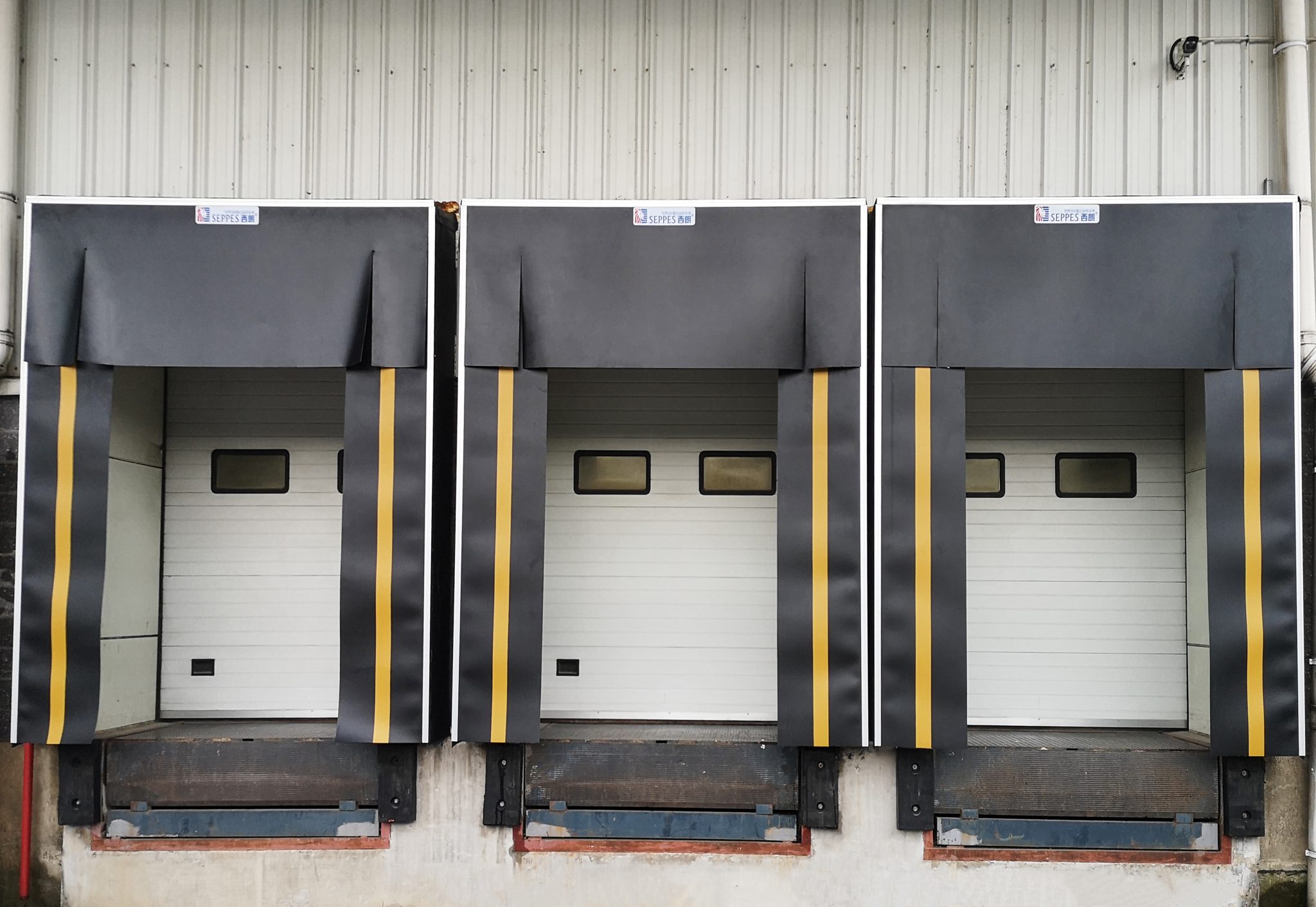 Maximizing Cargo Protection: The Versatility and Durability of ...