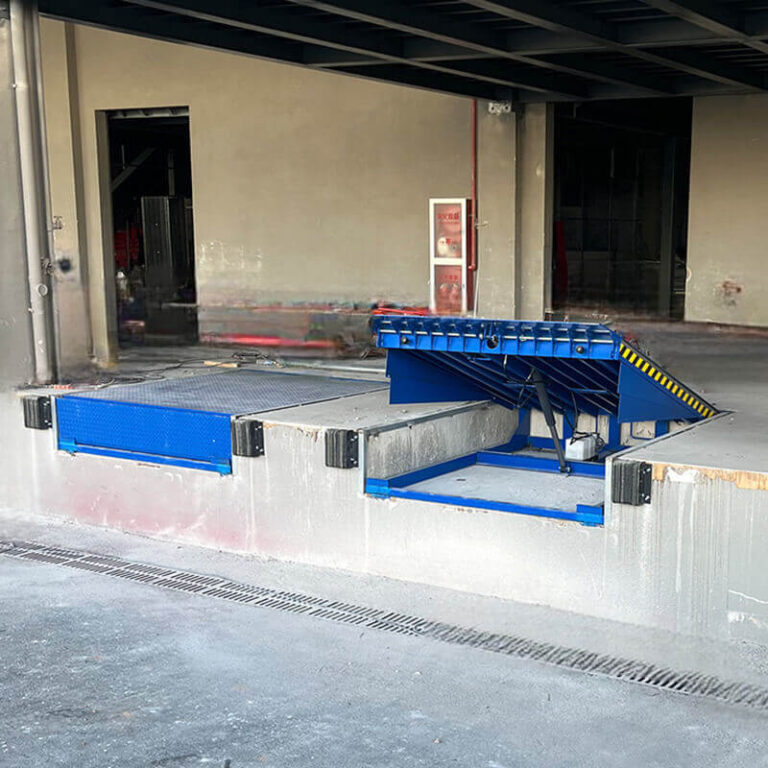 Scissor Loading Dock Lift | SEPPES Dock Solutions