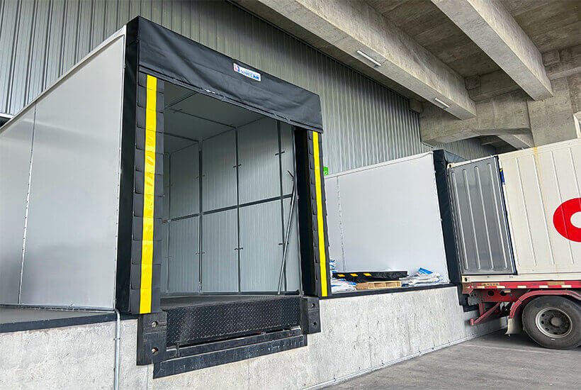 telescopic dock leveler